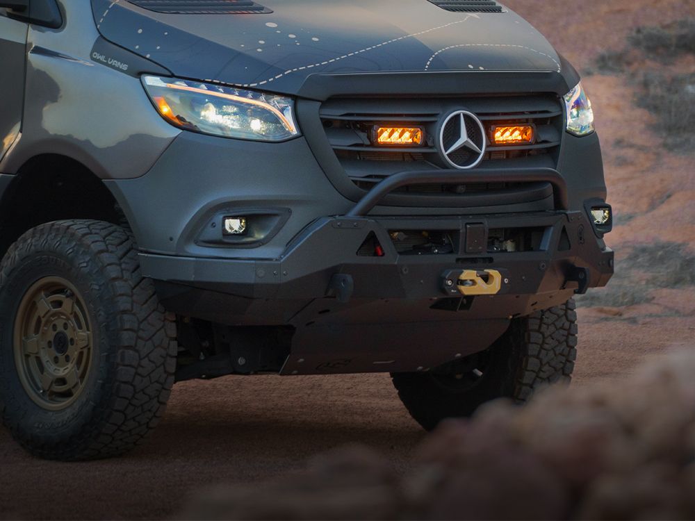 Lazer Lamps Australia: Mercedes Grille & Roof Mounting Kits